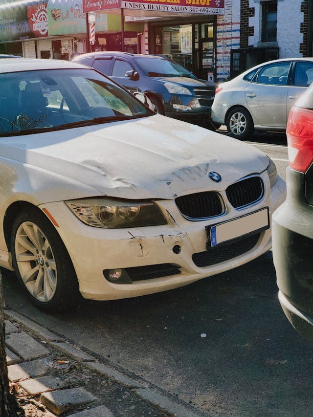 Navigating Car Accidents in Oakville, Ontario - RoadAccidents.ca ... Navigating Car Accidents in Oakville, Ontario - RoadAccidents.ca ...